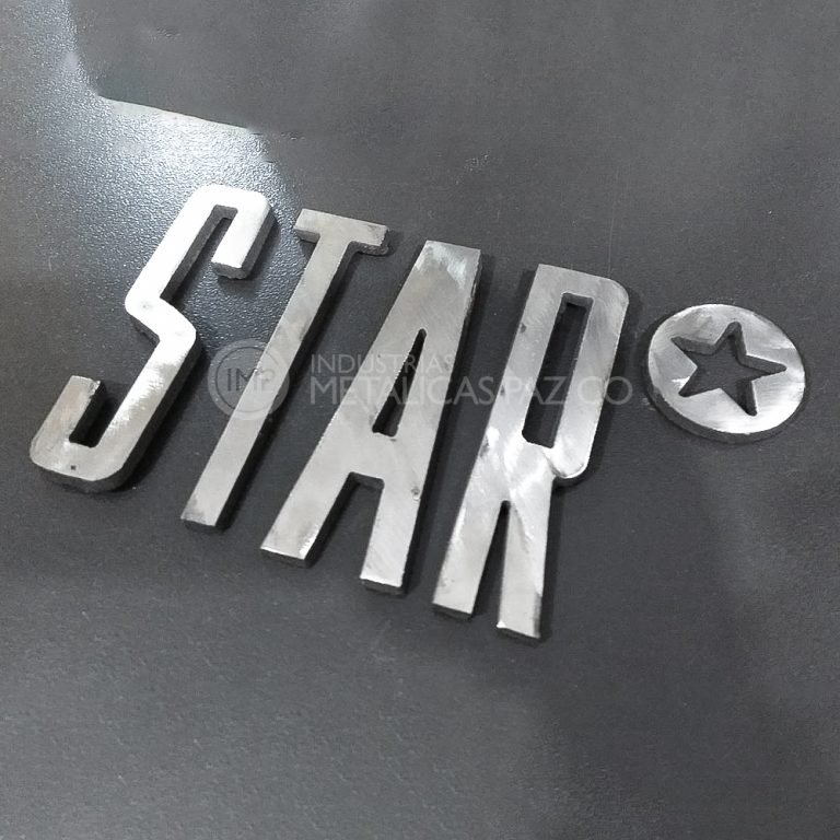 Letras y avisos metálicos | Industrias Metalicas Paz Cali